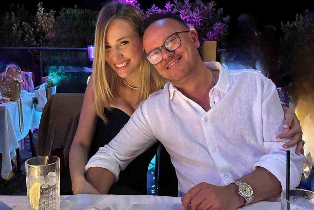 Gigi D'Alessio: la famiglia si allarga. 56 anni la gioia più bella ...