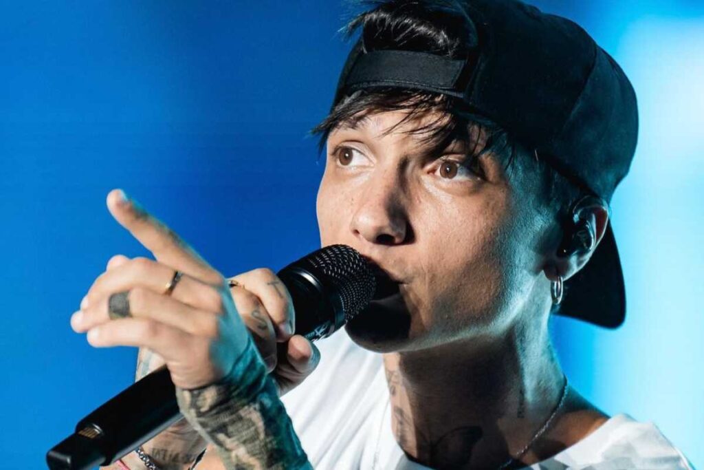 Ultimo, il suo brano "Altrove" nasconde un segreto che nessuno conosce ...